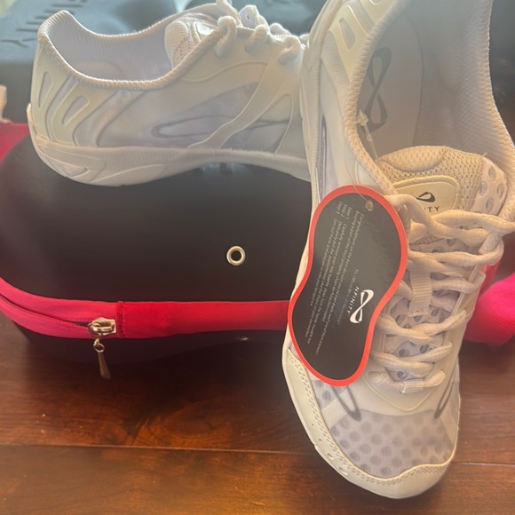 NFINITY | Shoes | Nfinity White Vengeance Cheer Athletic Shoes | Poshmark